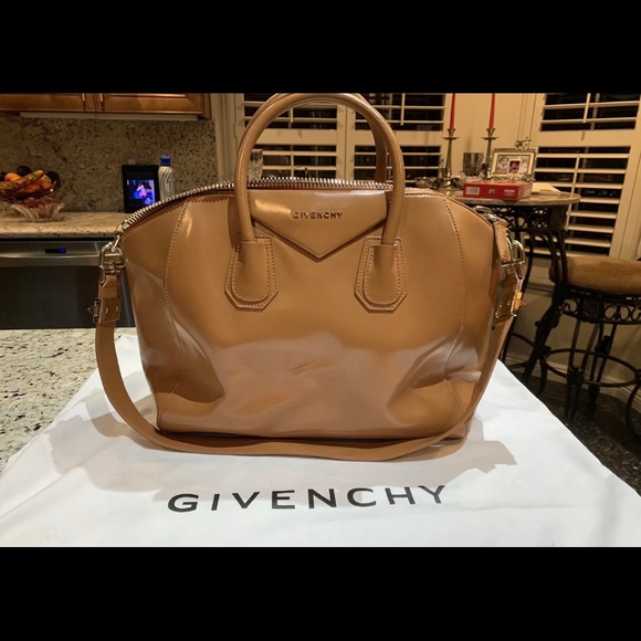 Givenchy | Bags | Givenchy Antigona Medium Bag | Poshmark
